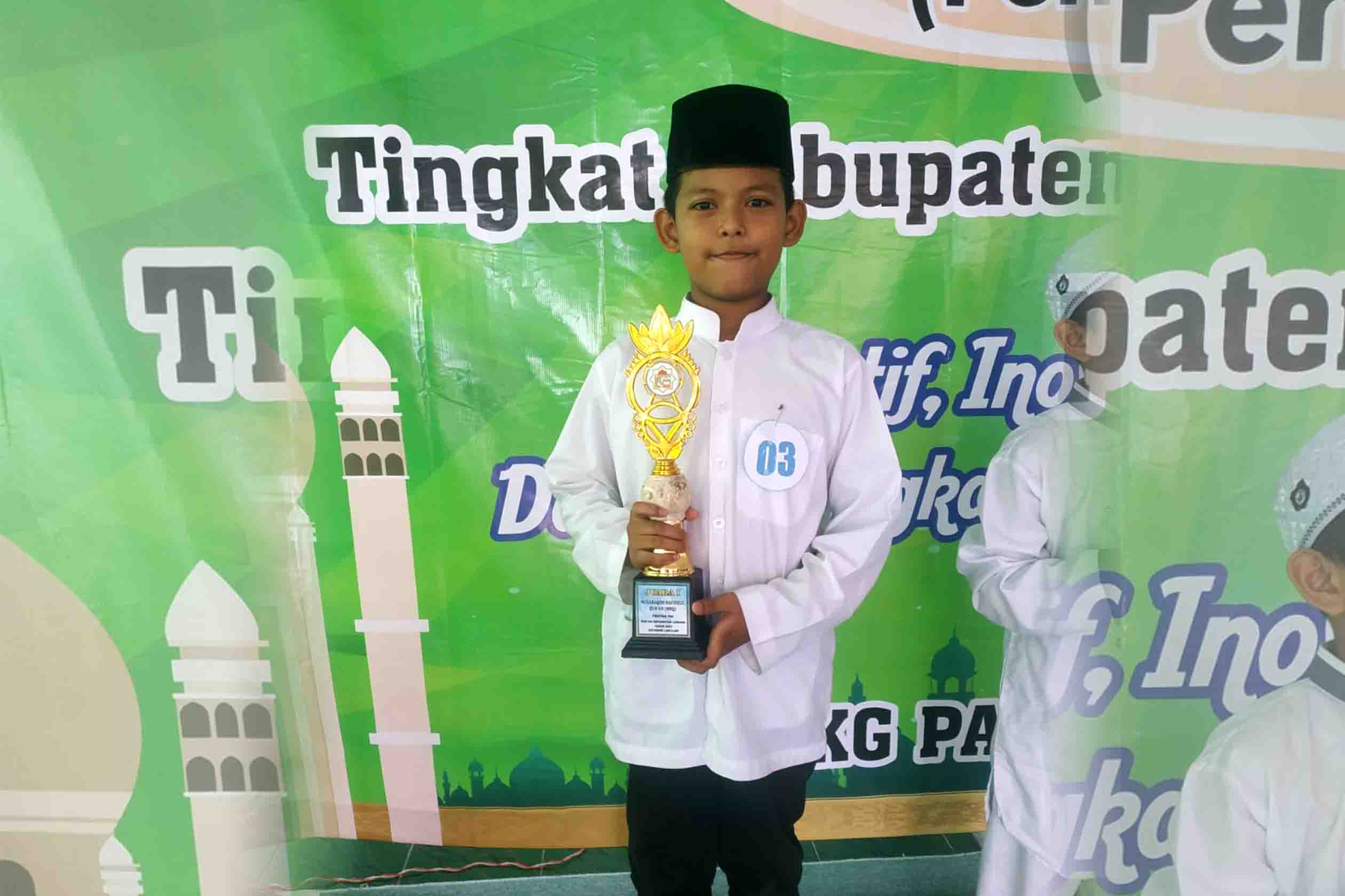 Ummu Aiman - Bersama Ummu Aiman Membangun Generasi Qur'ani