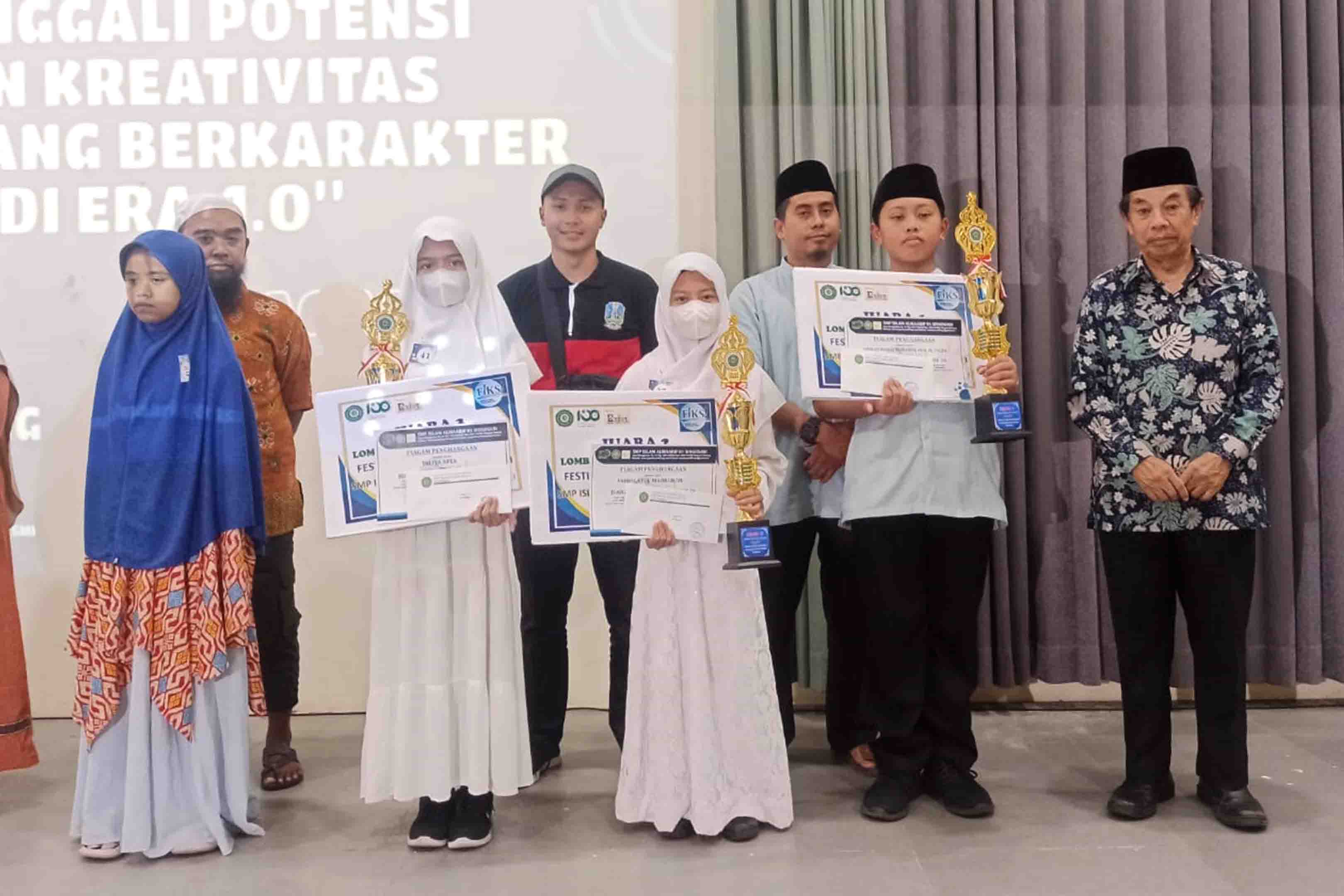 Ummu Aiman - Bersama Ummu Aiman Membangun Generasi Qur'ani